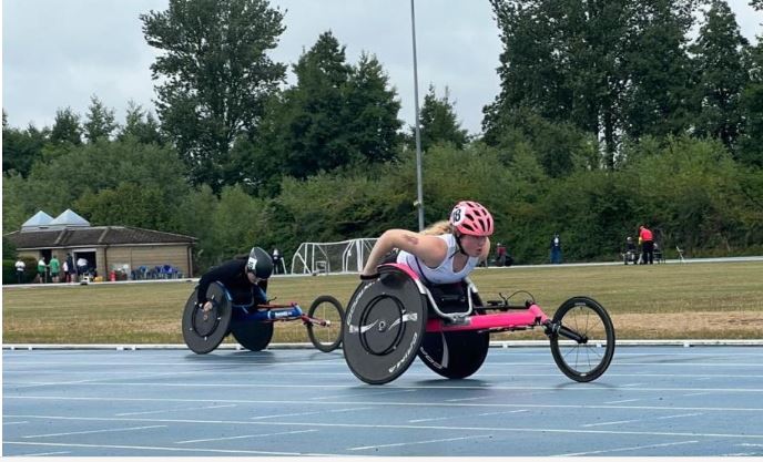 Roz Qualifies For the Elite Race at the London Marathon 2026 ...